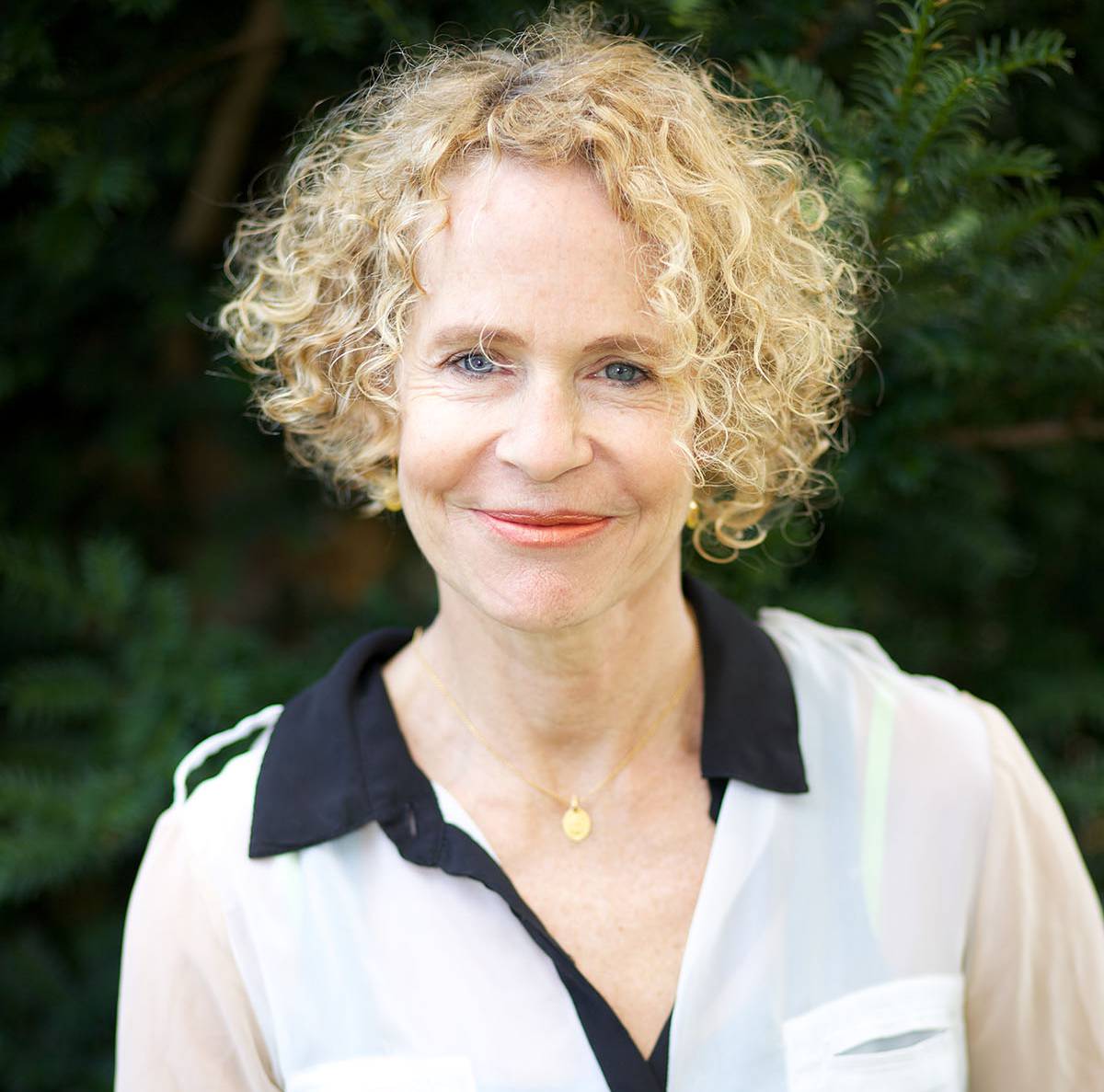 Beth McGuire and Fay Simpson in Residence this Fall - The Actors Center